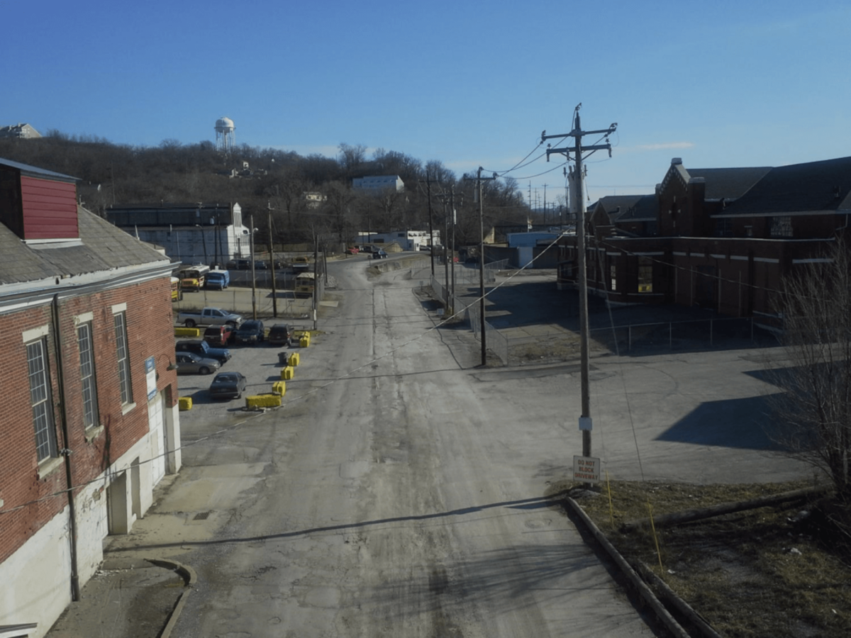 KY 9 - Gresham Smith