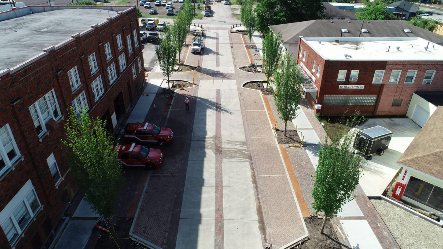 City of Ennis Downtown Master Plan Implementation Phase I - Gresham Smith