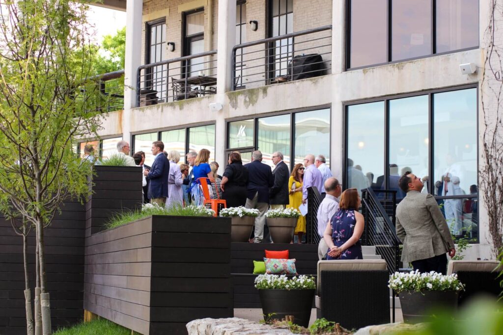 Leadership Louisville Center Community Courtyard - Gresham Smith